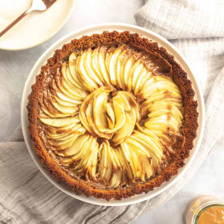Toffee Apple Tart - Crumbs and Corkscrews