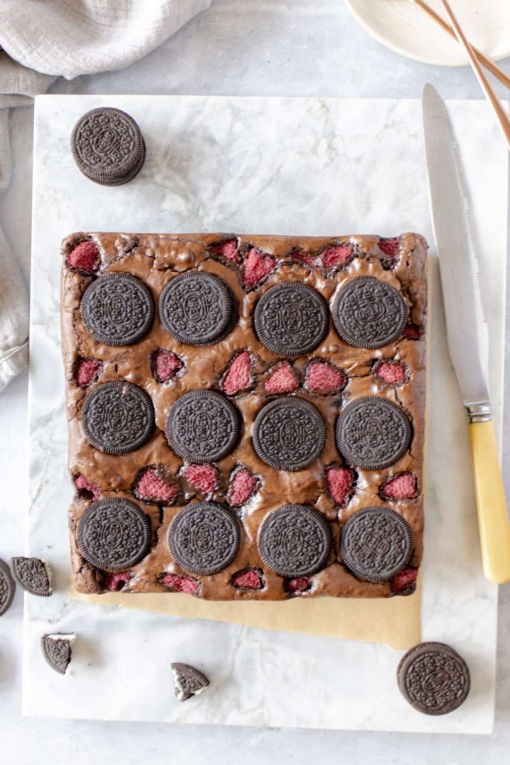 Raspberry Oreo Brownies - Crumbs and Corkscrews