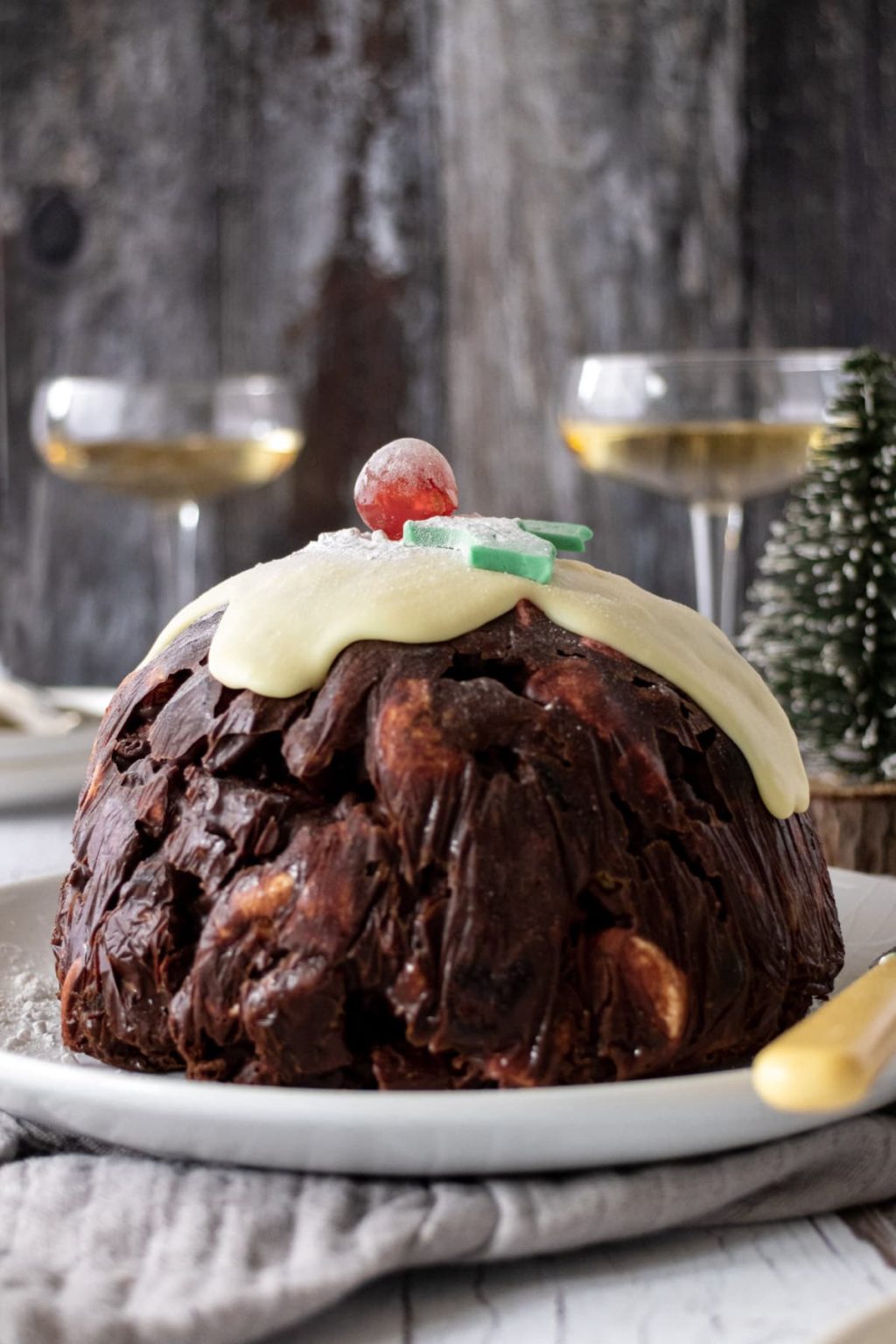 Rocky Road Christmas Pudding - Crumbs and Corkscrews