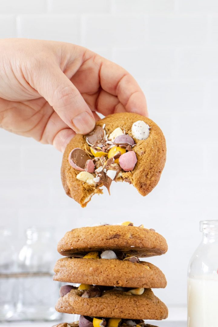 Mini Egg Cookies - Crumbs and Corkscrews