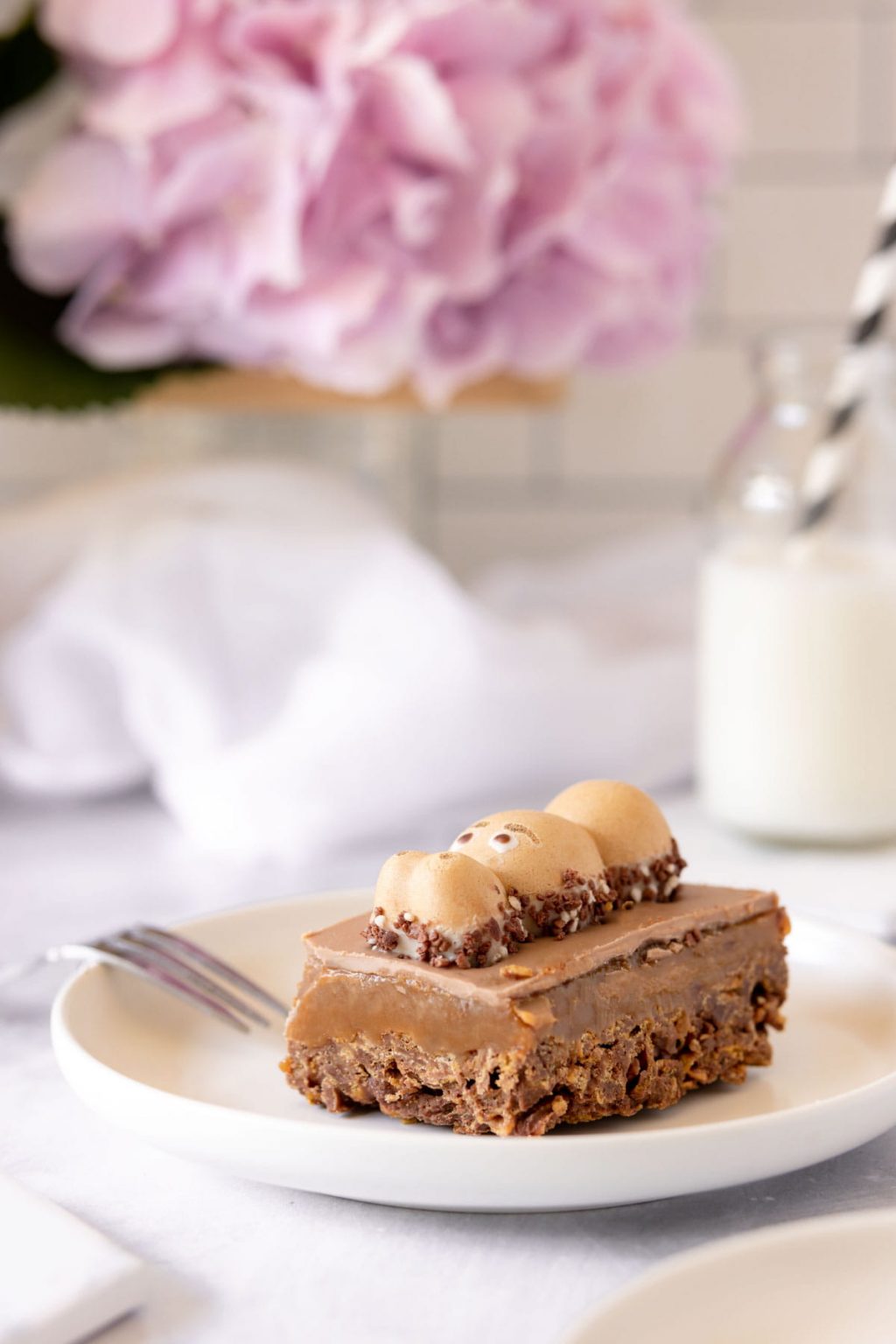 Kinder Chocolate Cornflake Slice - Crumbs and Corkscrews