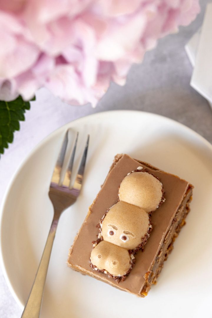 Kinder Chocolate Cornflake Slice - Crumbs and Corkscrews